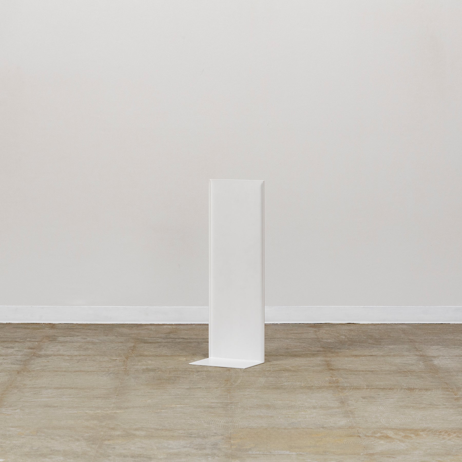 MINIMAL SHAPE 消火器スタンド | PIECE OF SIGN