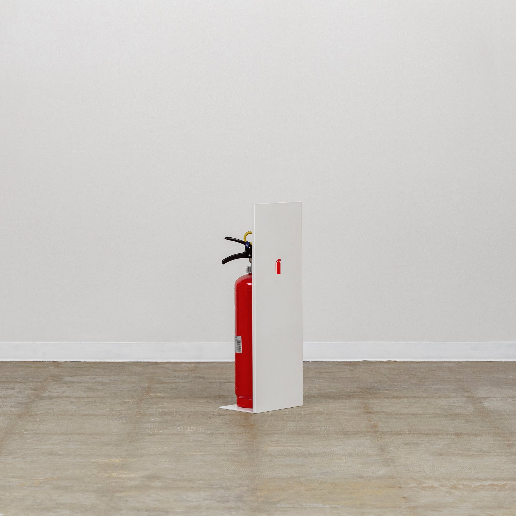 MINIMAL SHAPE 消火器スタンド | PIECE OF SIGN