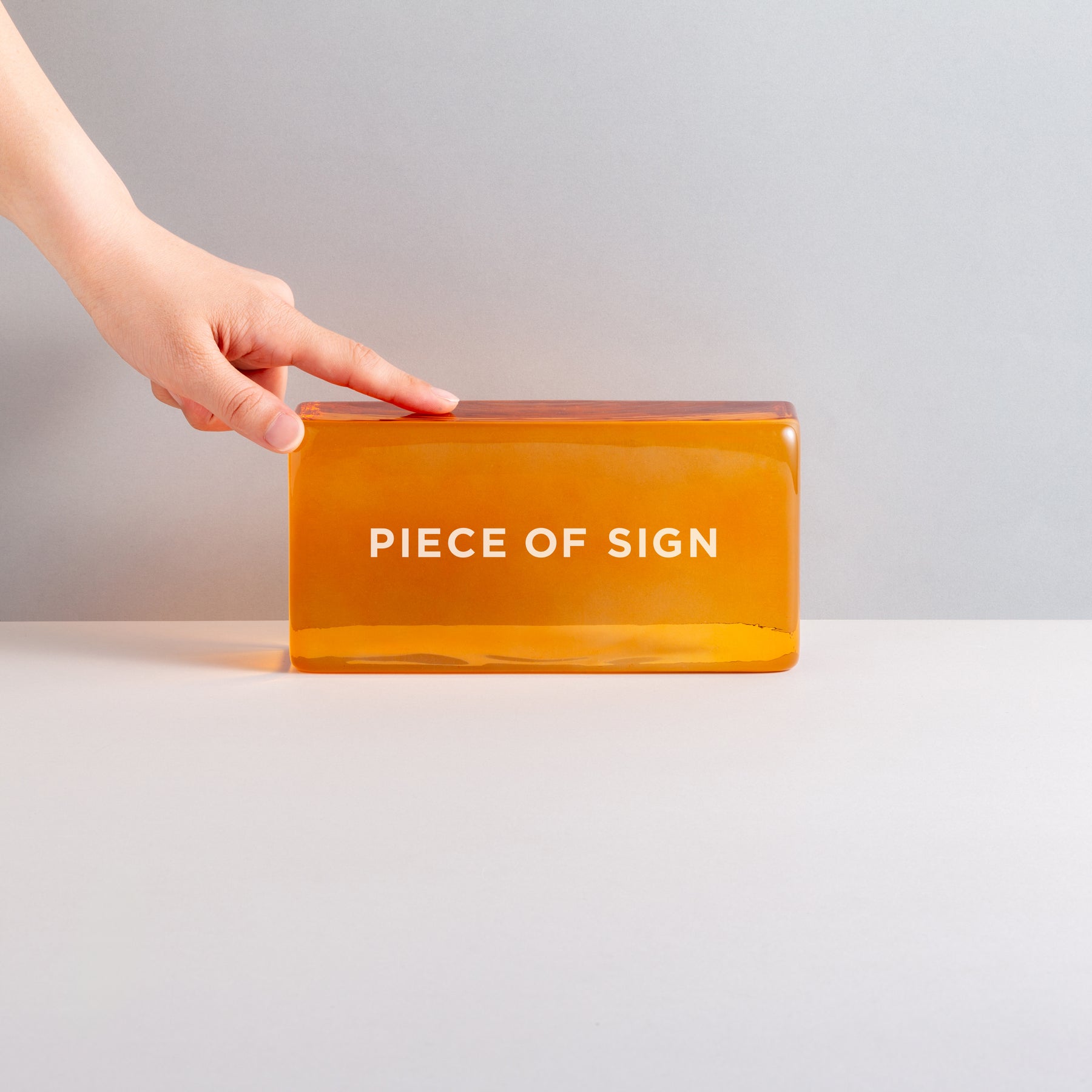 GLASS BLOCK サイン